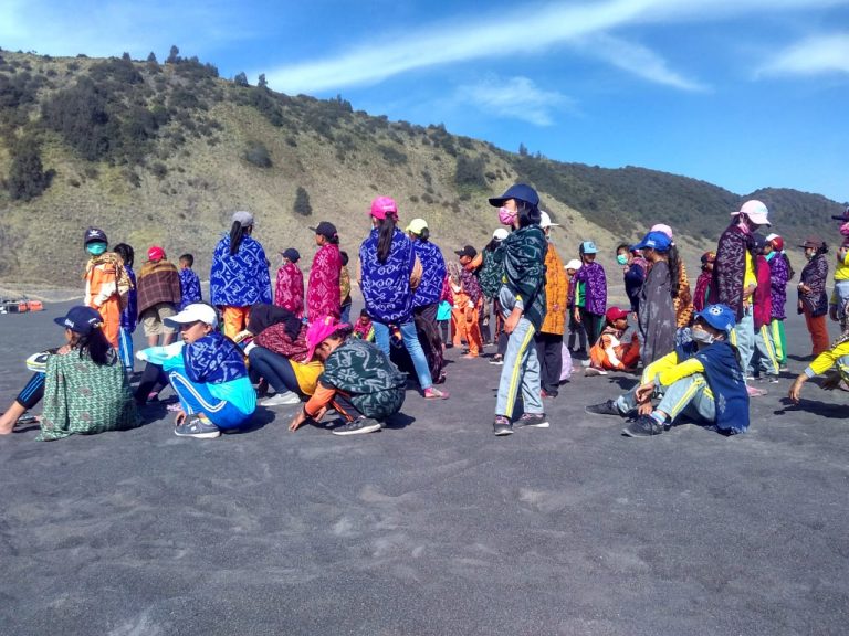 SUANGGI "Hantu Legendaris di Maluku" - Warisan Budaya Nusantara.com