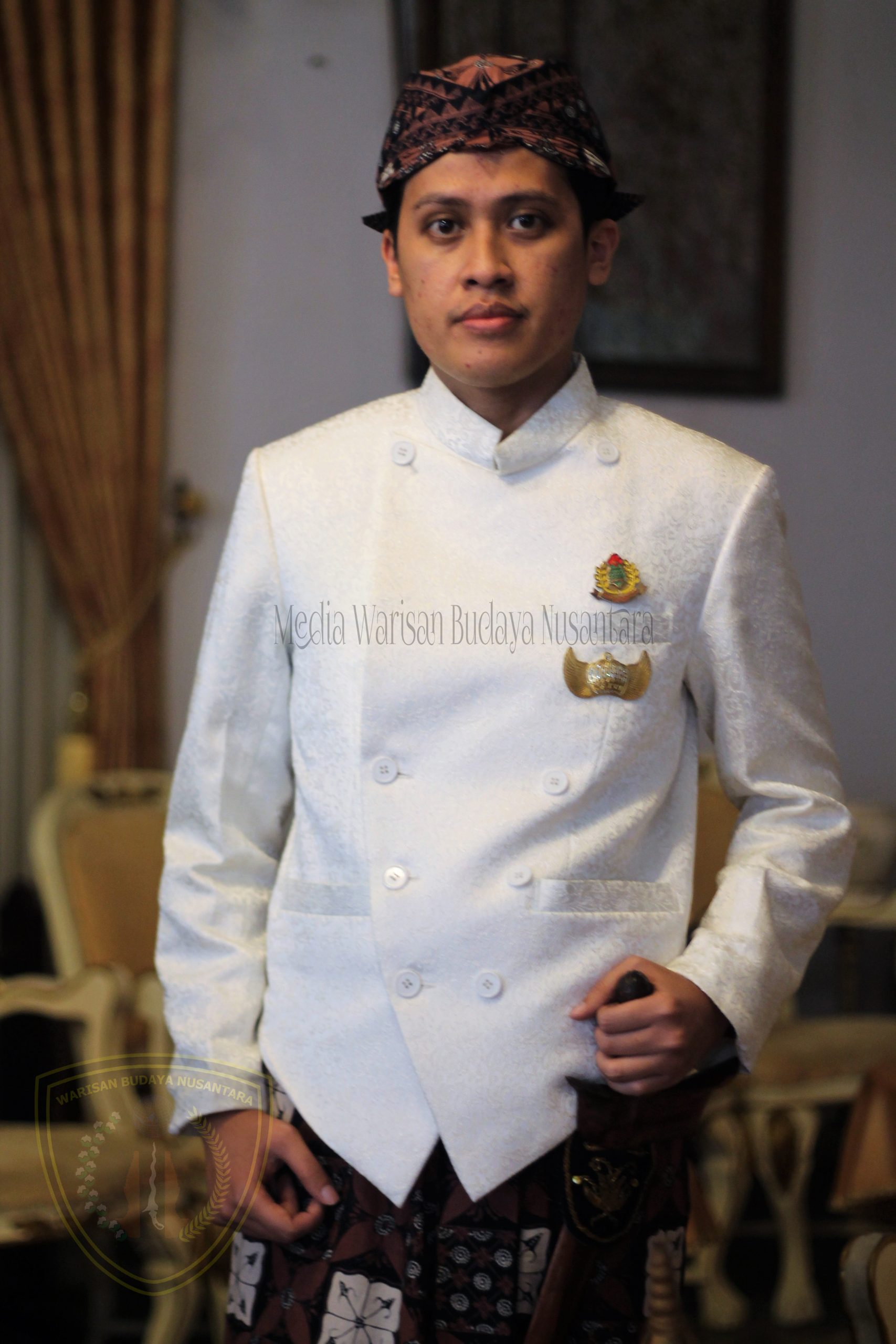 Mewarisi Tahta Sebagai Sultan Sepuh Yang Sesuai Dengan Adat Keraton ...