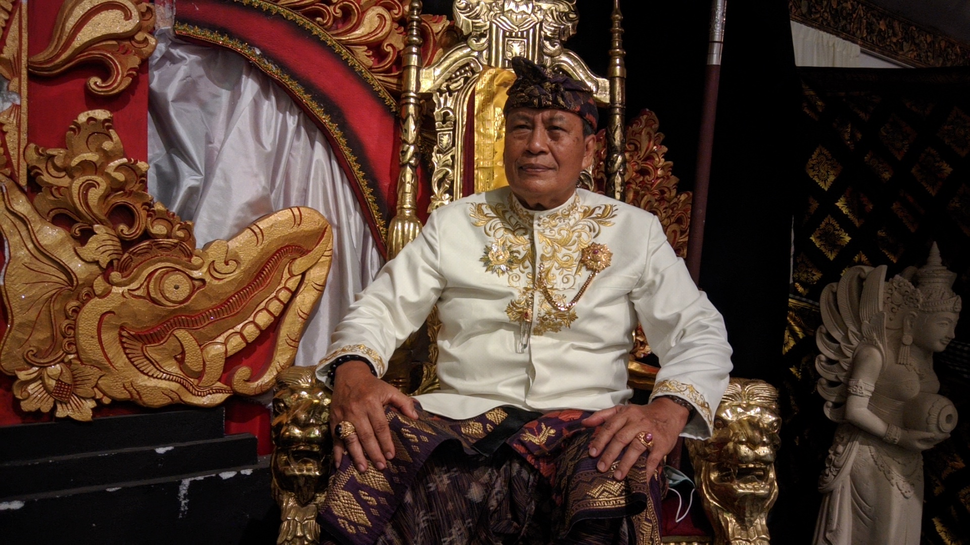 Seremonial Peluncuran Buku " Bhaktiku Kepadamu Puri Singaraja " Oleh ...